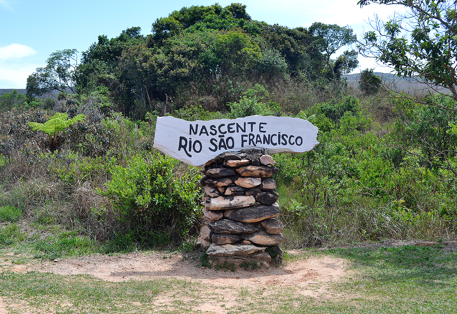 Nascente Do Rio Sao Francisco - FDPLEARN